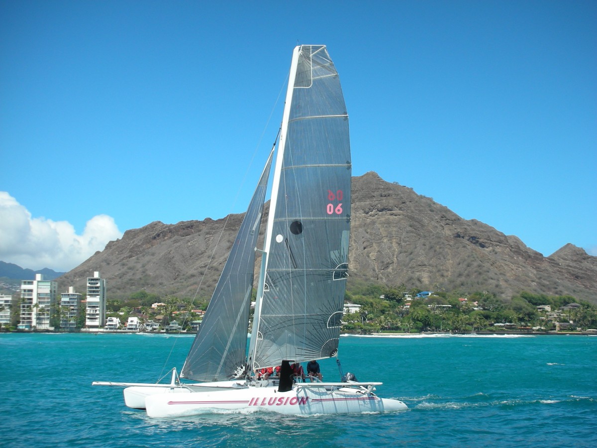 Formula 32 high performance catamaran Hawaii $129,900 - Windcraft ...
